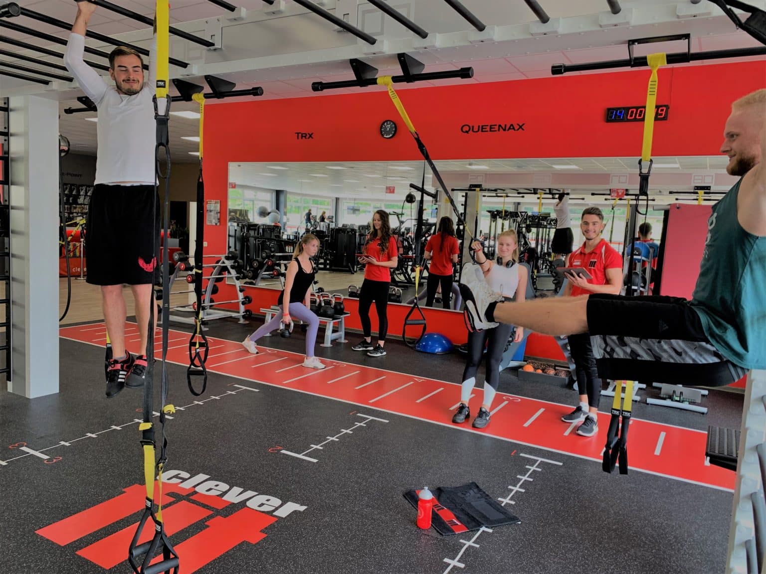 clever fit Fitnessstudio Burglengenfeld - Dein Fitnessstudio in ...