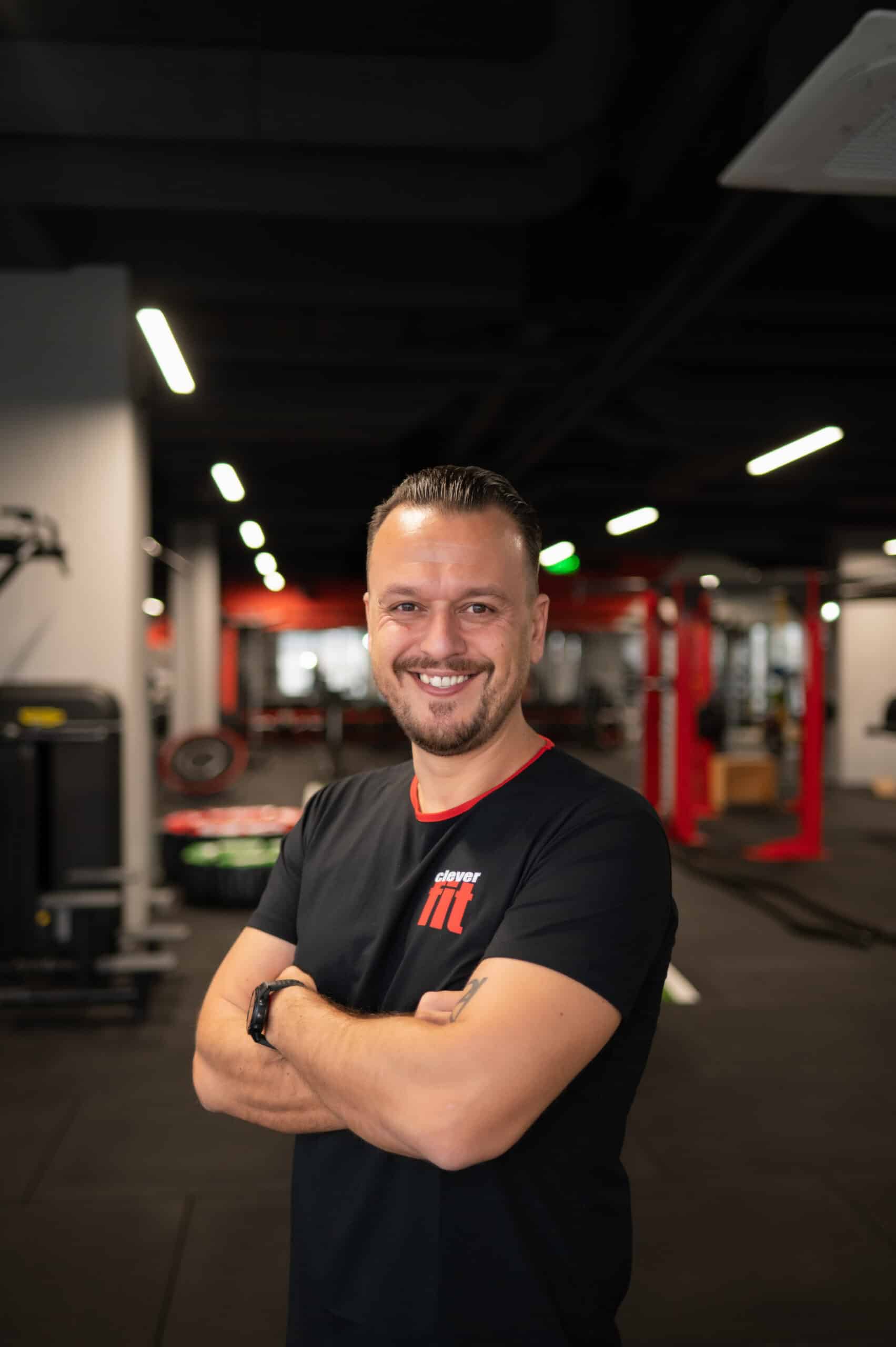 clever fit Fitnessstudio București AFI City - Studioul dumneavoastră de ...